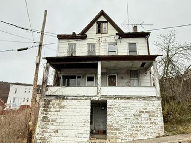 813 815 E Commerce St, Shamokin, PA 17972
