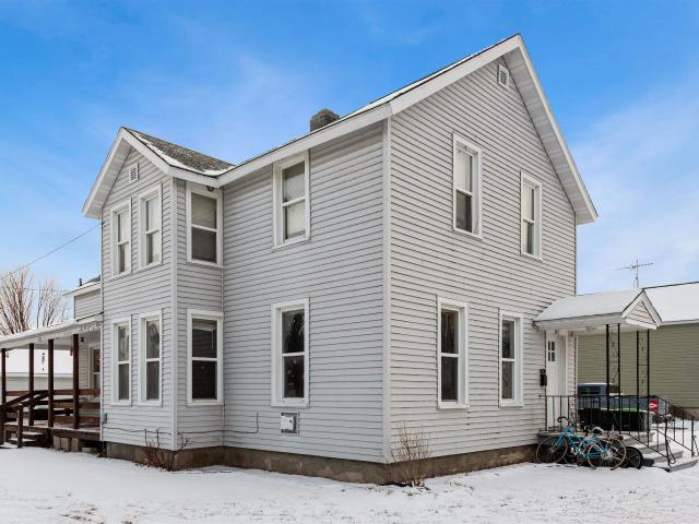 813 8TH Street