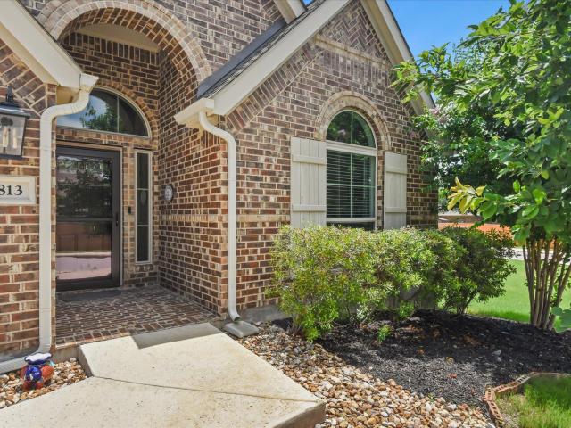 813 Cedar Lake Blvd