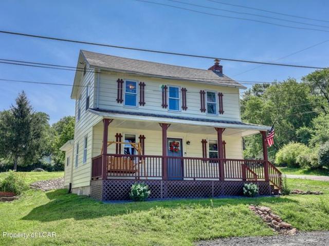 813 Centre St, White Haven, PA 18661