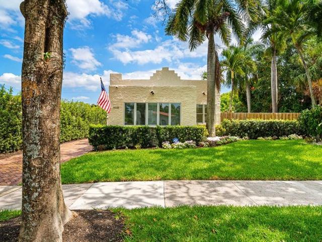 813 Avon Rd, West Palm Beach, FL 33401