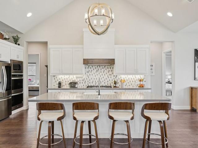 813 Boardwalk Way, Little Elm, TX 76227