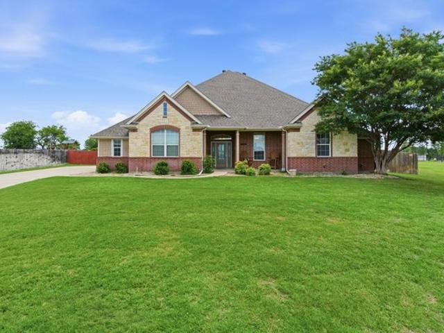 813 Blue Quail Dr, Weatherford, TX 76087