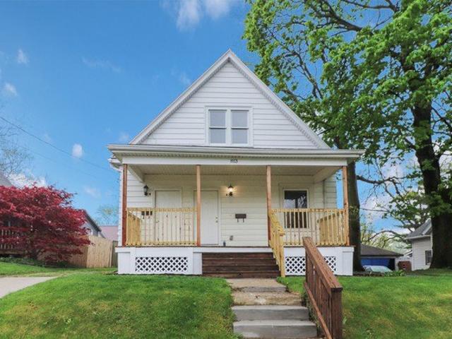813 E Taylor St, Bloomington, IL 61701