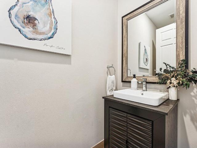 813 Estancia Way, Boynton Beach, FL 33435 | MLS #R11161