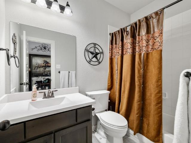 813 Esk Ave, Celina, TX 75009 | MLS #21231