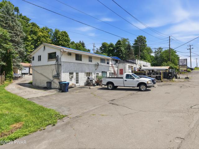 813 Hamlin Highway