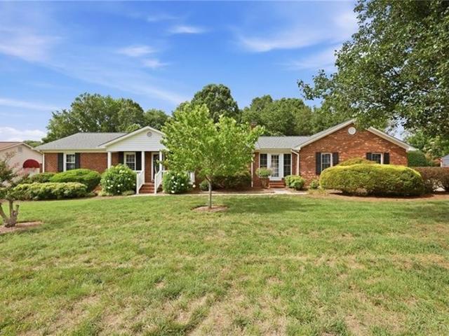 813 Hillcrest Dr, Gibsonville, NC 27249