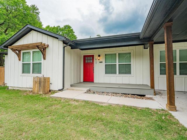 813 Live Oak St, Royse City, TX 75189 | MLS #20909 | Compass