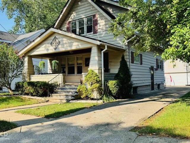 813 N Ball St, Owosso, MI 48867