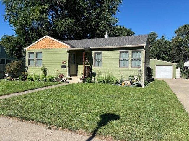 813 N Harney Ct, Pierre, SD 57501