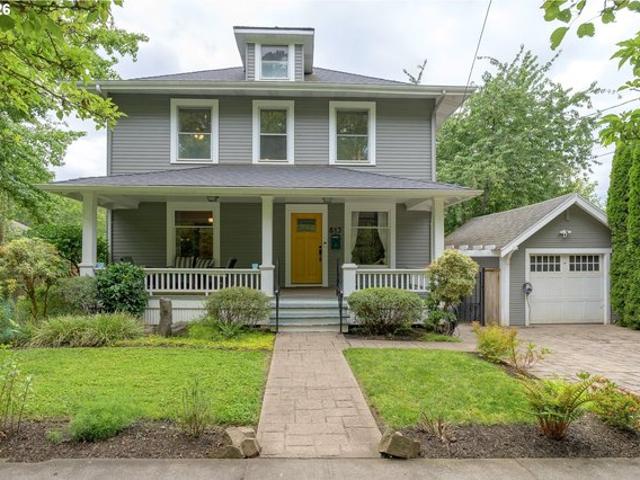 813 SE Davis St, McMinnville, OR 97128