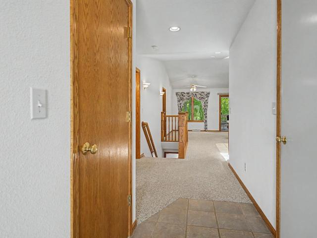813 Shadow Bluff Drive