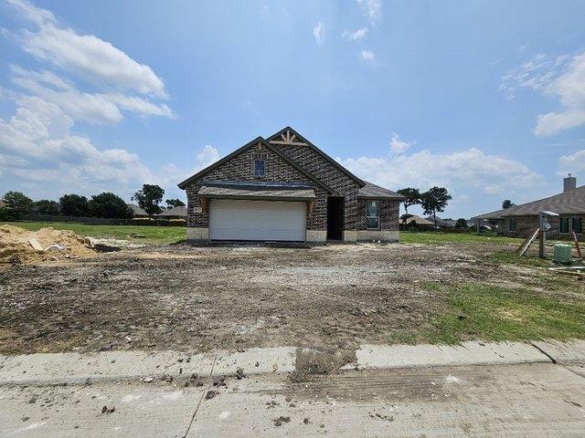 813 Silverleaf Dr, Ennis, TX 75119