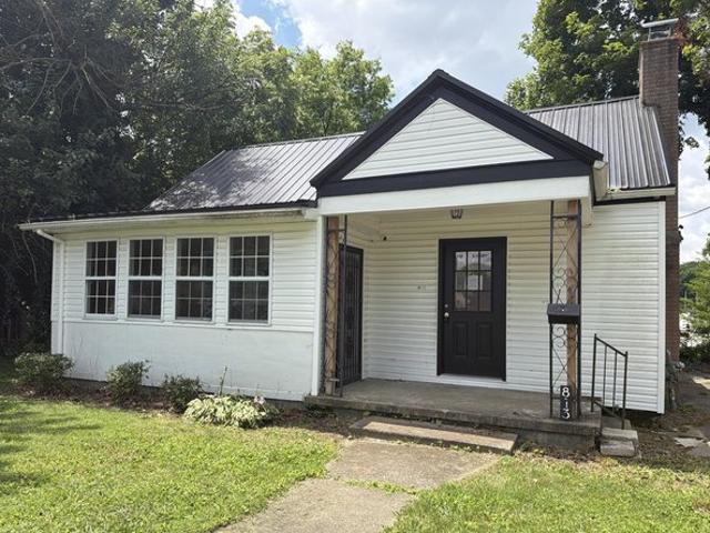 813 Stanley St, Hopkinsville, KY 42240