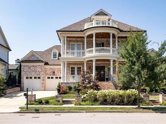 813 Stonewater Blvd, Franklin, TN 37064