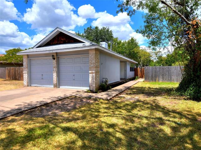 813 Primrose Ln