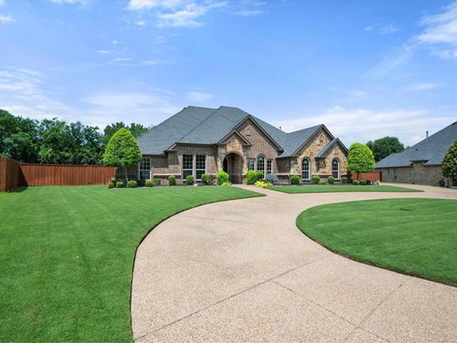 813 Rio Grande Dr, Mansfield, TX 76063