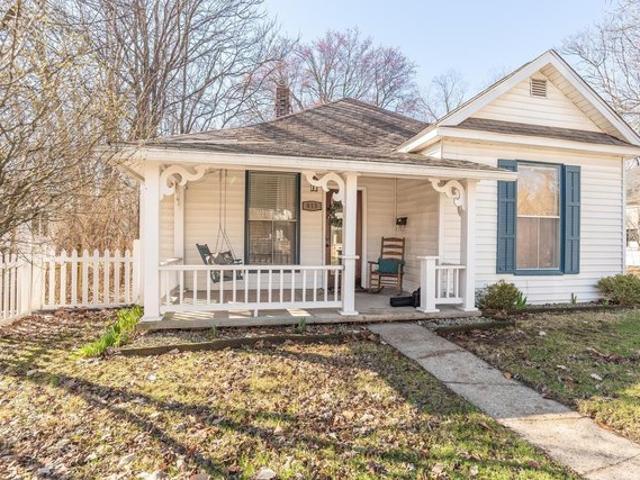 813 W Kirkwood Ave, Bloomington, IN 47404