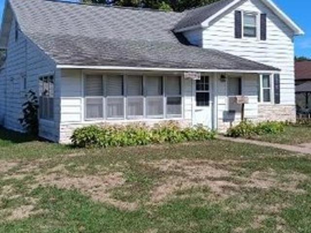 813 W Main St, Augusta, WI 54722