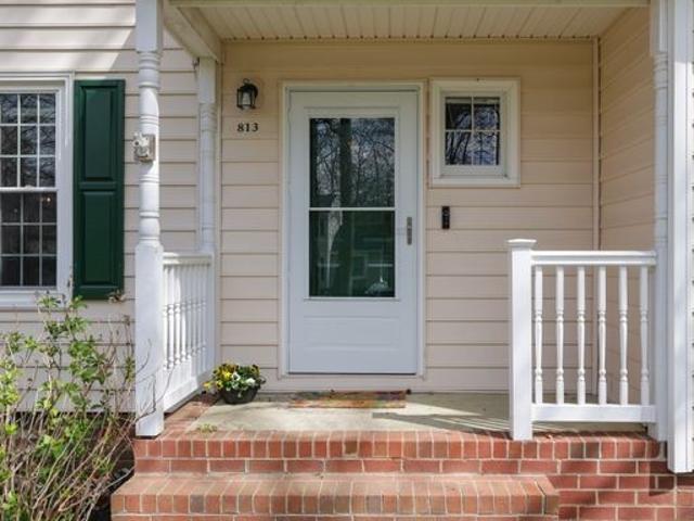 813 Watch Hill Road