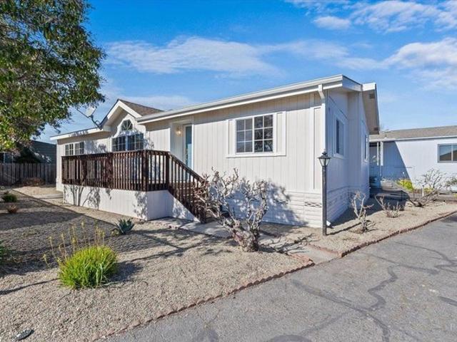 8145 Willow St, Windsor, CA 95492