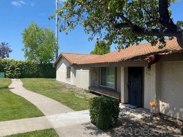 8146 Paradise Valley Ct, Spring Valley, CA 91977