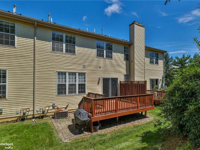 8149 cross creek circle