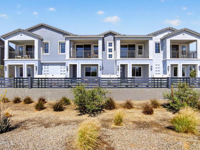 8149 E PETUNIA Avenue # 1102
