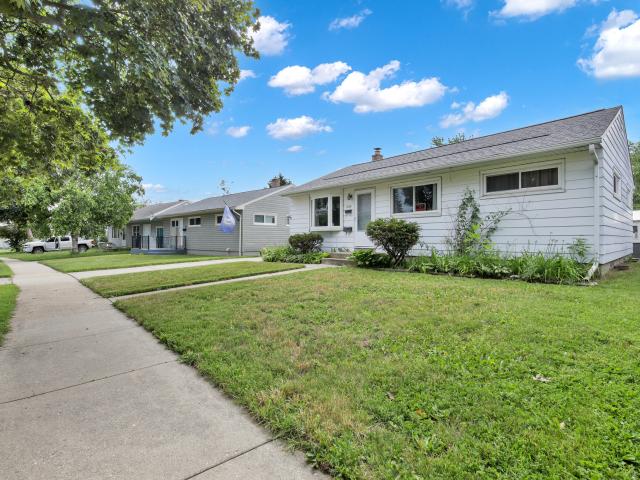 8149 W Kathryn Ave