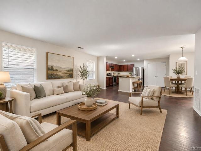8140 E 29th Place