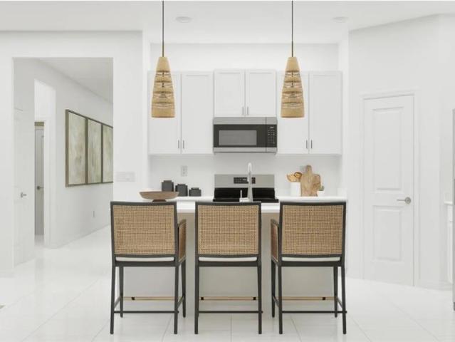 8140 St Kitts Cir, Englewood, FL 34224 | MLS #D6146 | Compass