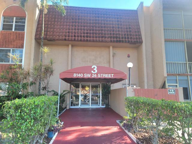 8140 SW 24th St, Unit 215, North Lauderdale, FL 33068 | MLS #B26010