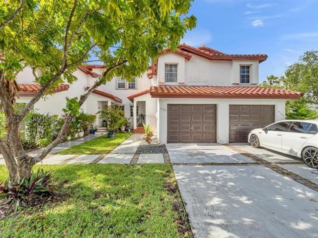 8140 SW 209th St, Cutler Bay, FL 33189