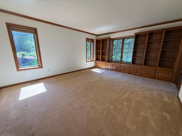 8140 Trillium Lane