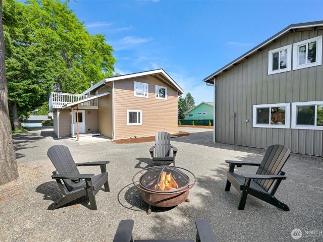 8141 Comox Road W
