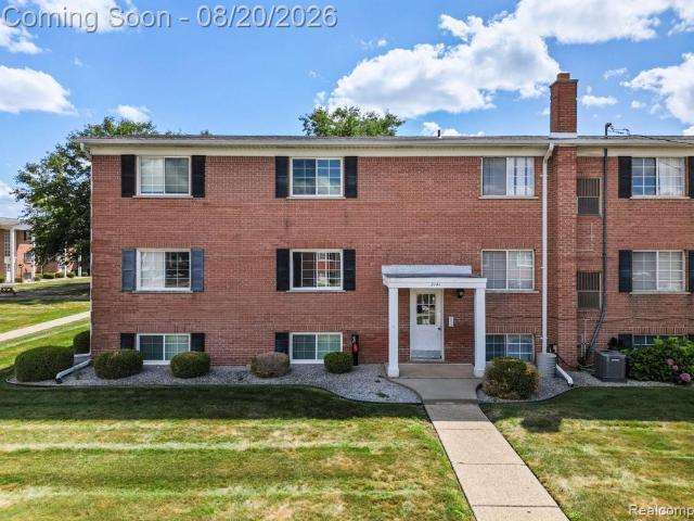 8141 Denwood Drive