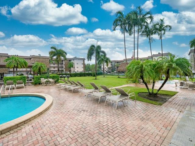 8141 SW 24th Ct Apt 108, Davie, FL 33324