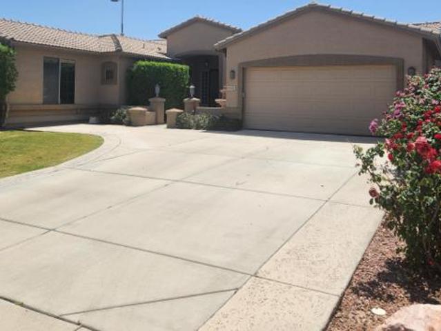 8141 W Gelding Dr, Peoria, AZ 85381