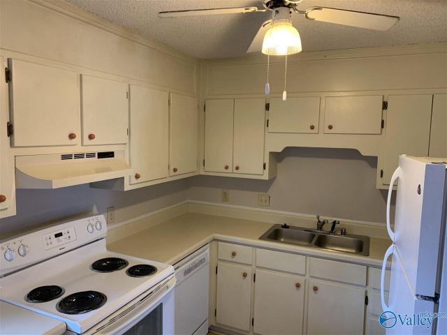 8142 Oldfield Road 3