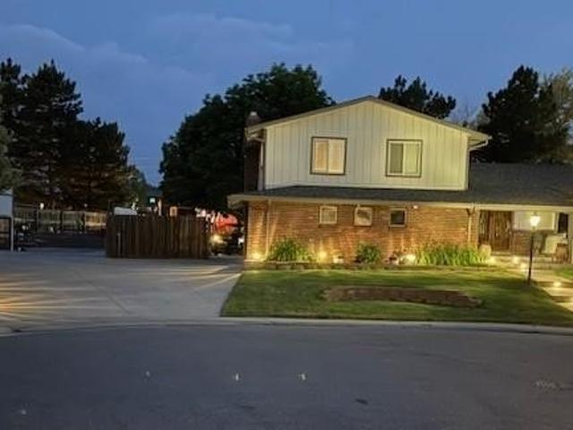 8143 S Otis Ct, Littleton, CO 80128