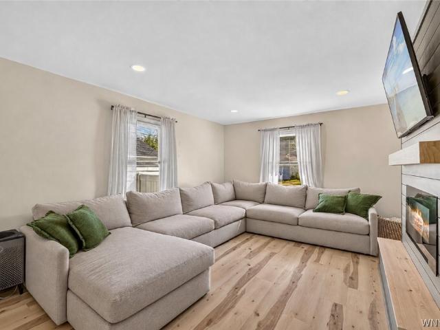 814 83rd Street