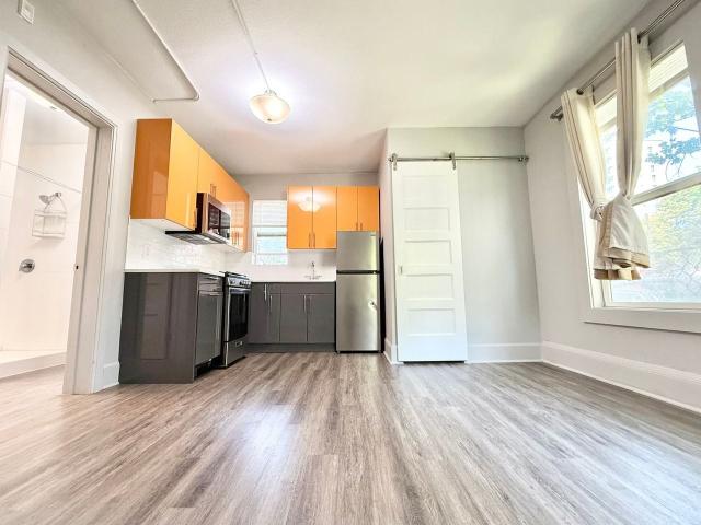 814 Columbia St 1 Bedroom Apartment for Rent at 814 Columbia St, Seattle, WA 98104 First Hill
