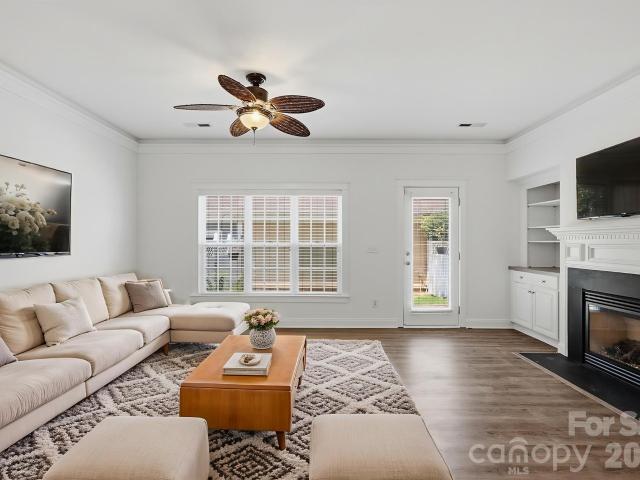 814 Cattaloochee Lane