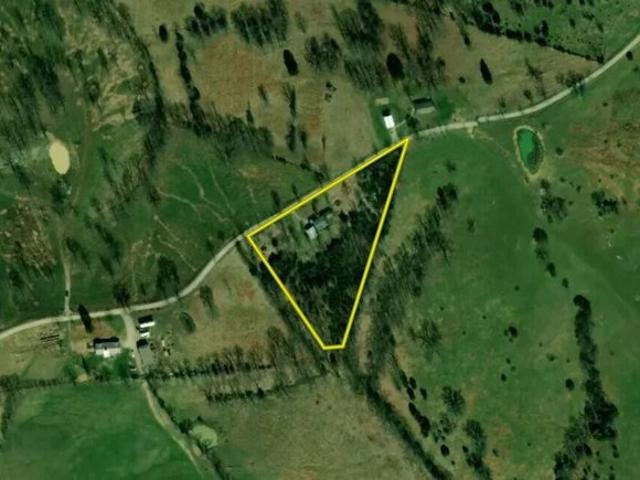 814 Casey Mill Rd, Berry, KY 41003