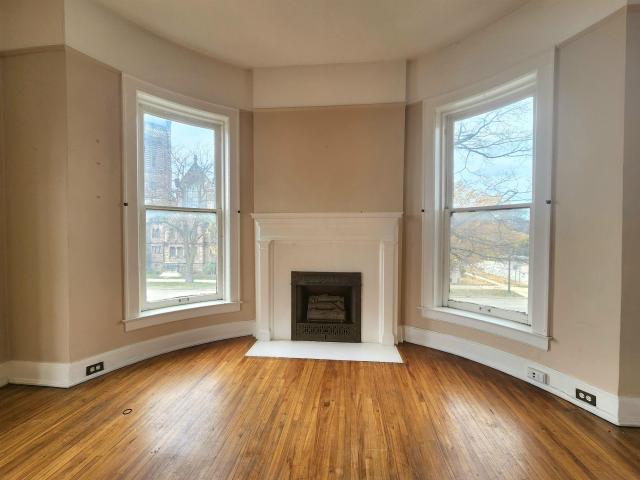 814 Center Apt D Avenue # D