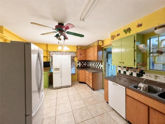 814 Crestview Drive