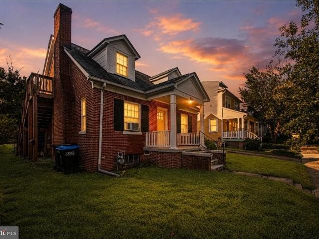 814 Brompton St, Fredericksburg, VA 22401