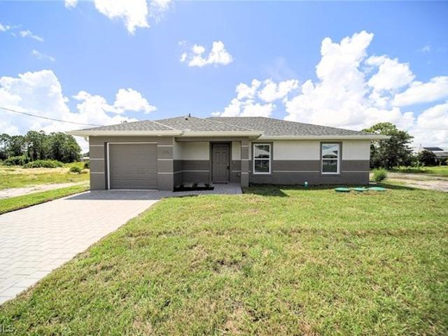 814 Gaylord Ave S, Lehigh Acres, FL 33974