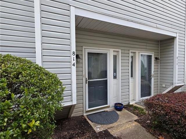 814 Gable WAY